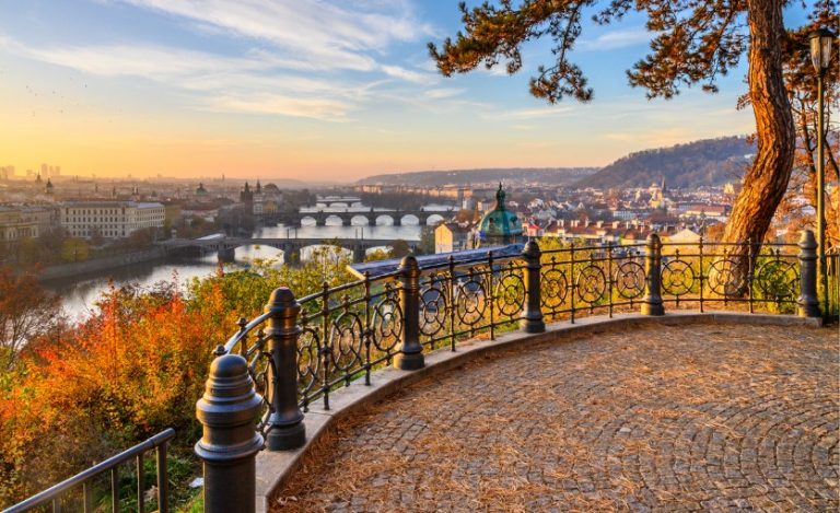 Prag Berlin Gezisi | Prag Gezi Rehberi