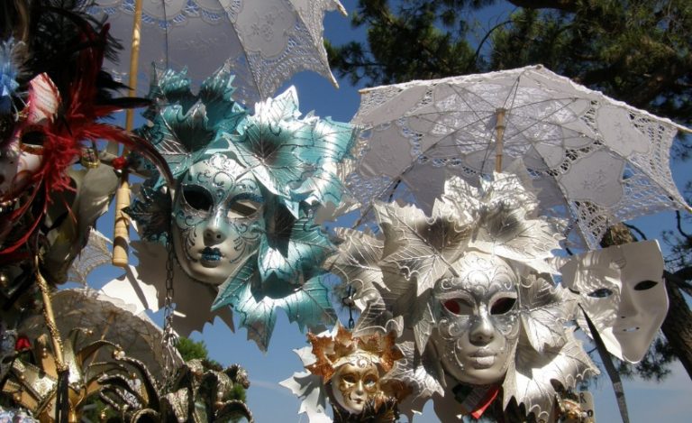 Dancing Through Europe’s Most Famous Carnivals | Pegasus Airlines
